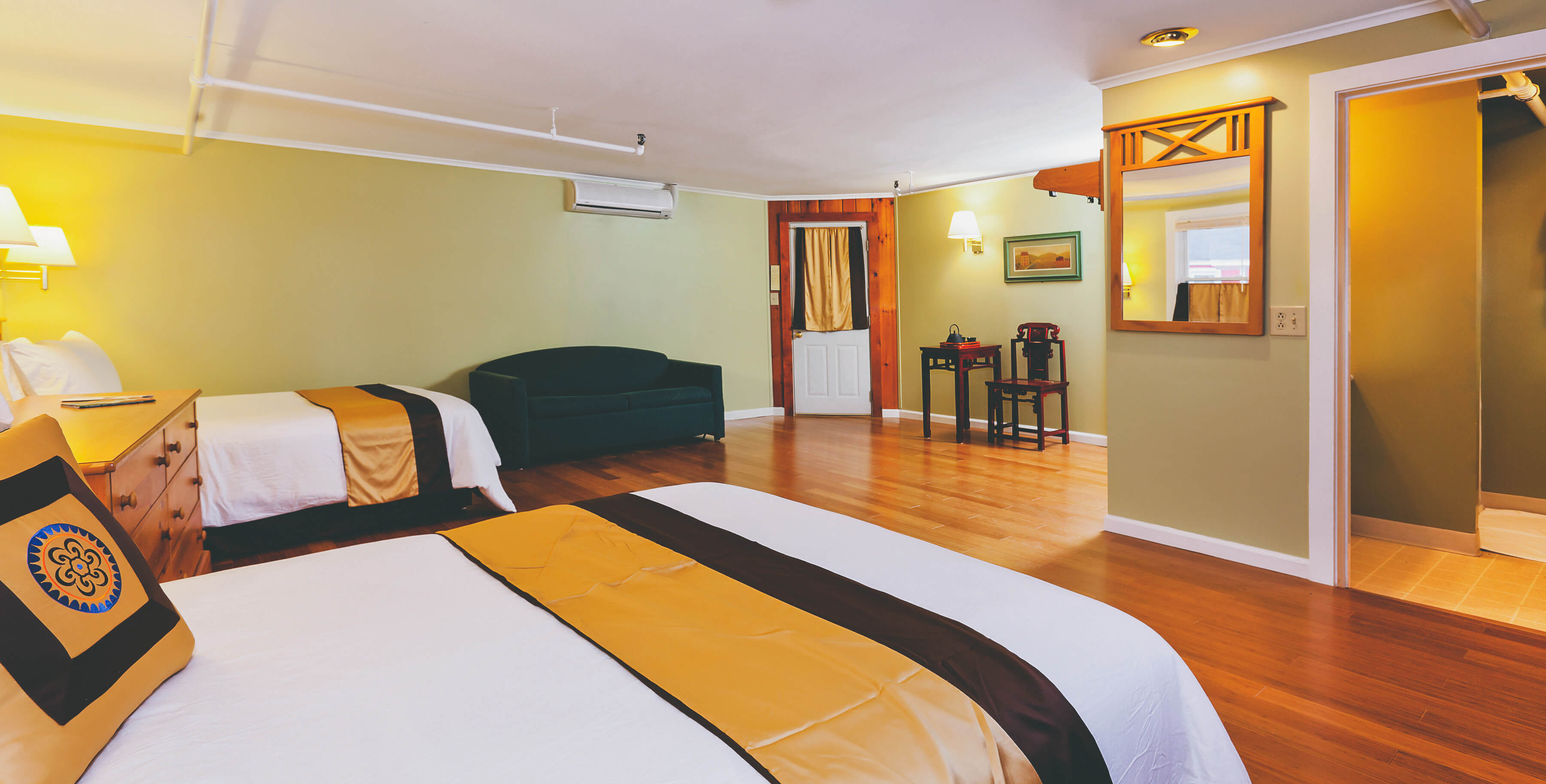 Ranch House - Eastover Estate & Eco-Village : Eastover Estate & Eco-Village